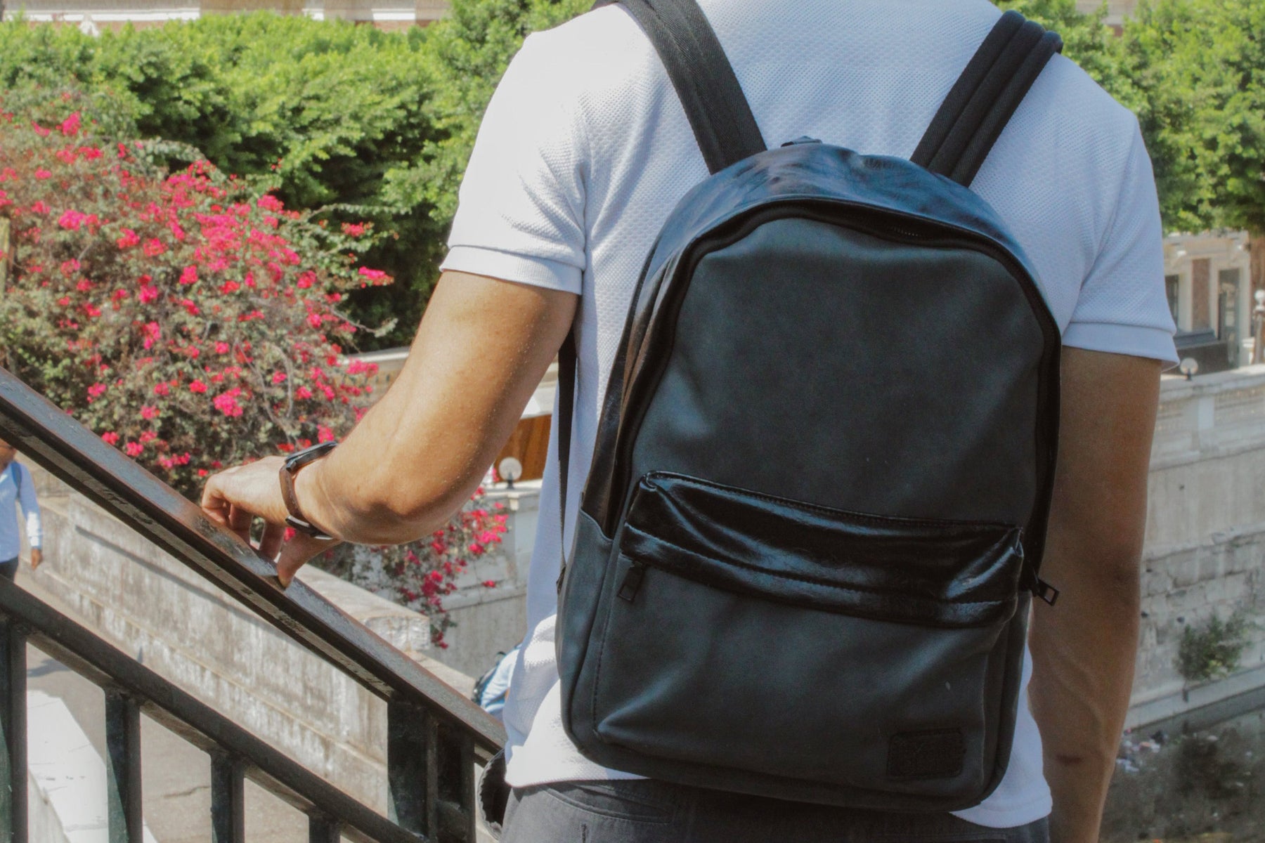 Get a backpack YH3550 from Rahala